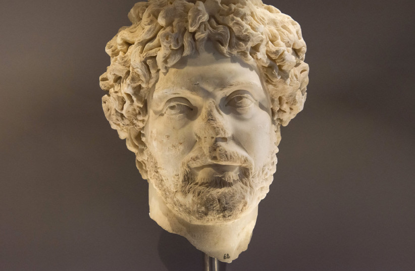 Archaeologists discover sculpted Roman-era heads in England - The ...