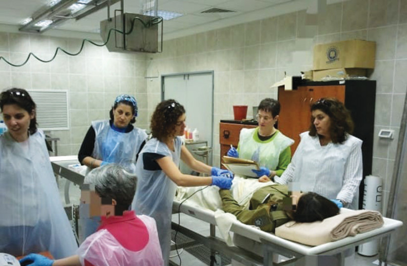 The IDF women's 'hevra kadisha', an act of true loving kindness ...