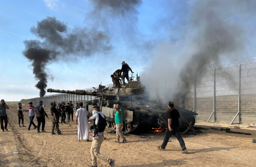 Actor Uri Ravitz's elderly mother kidnapped to Gaza - The Jerusalem Post