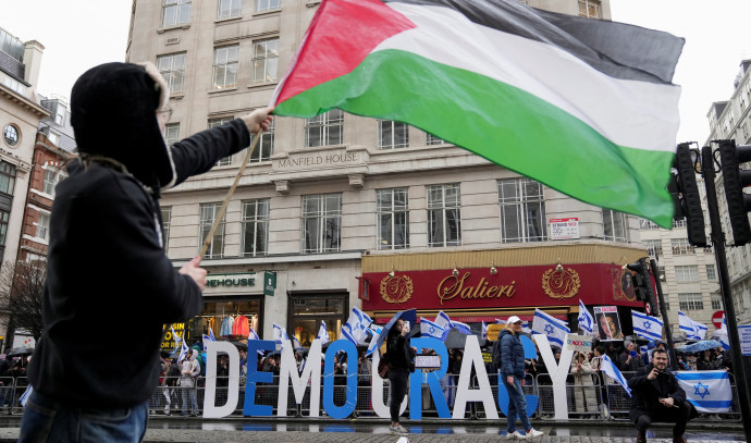 In Arab world, Israel's crisis dominates the news - The Jerusalem Post