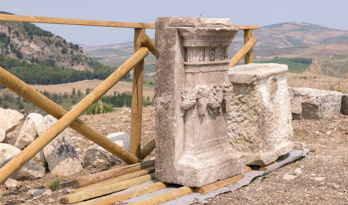 Ancient Greek altar unearthed at archaeological site in Sicily - The ...