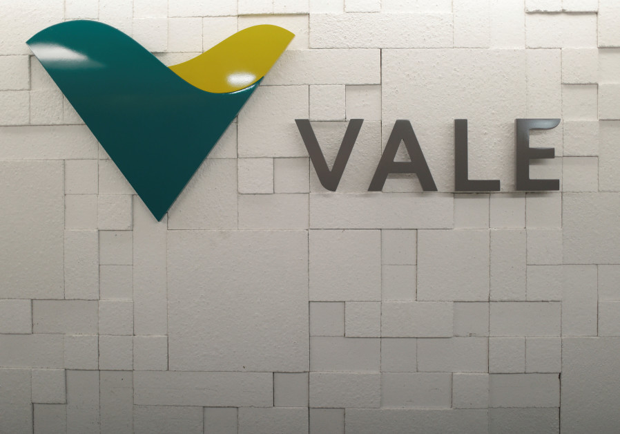 Hundreds missing in Brazil after Vale tailings dam breaks, area ...