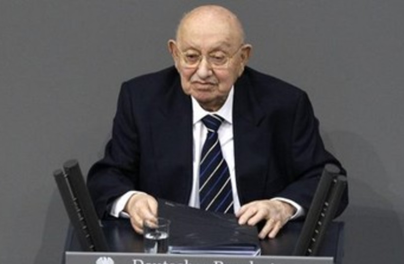 German literary critic and Holocaust survivor Reich-Ranicki dead at 93 ...