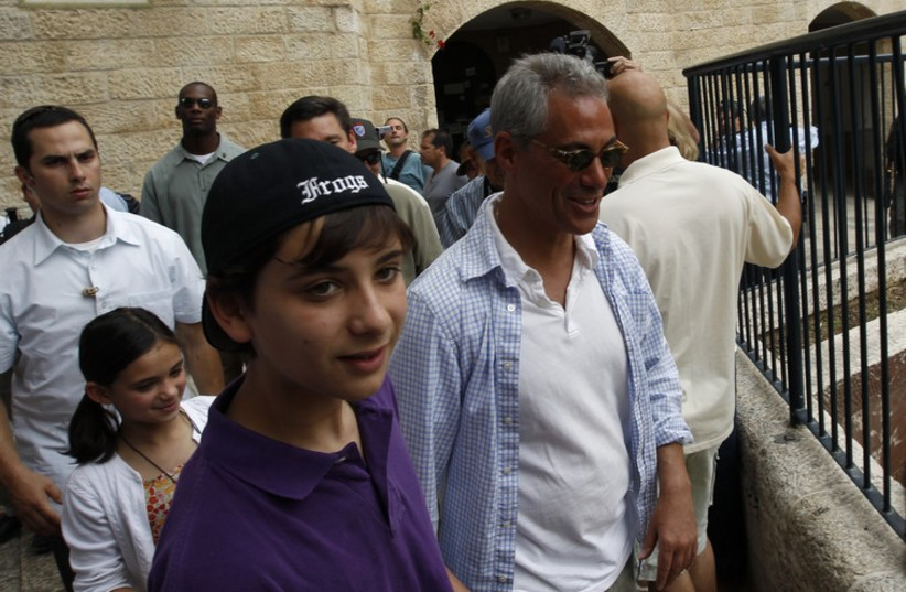 Jewish Chicago Mayor Rahm Emanuel's son assaulted and robbed - The ...