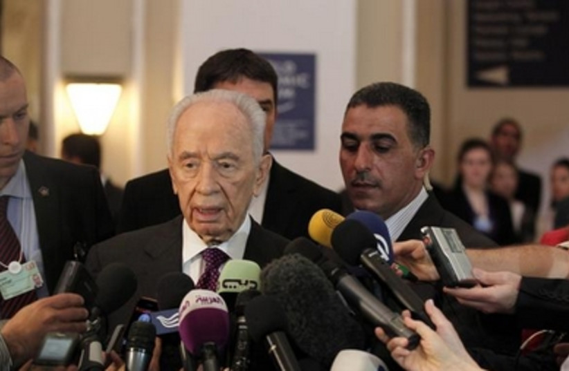 Peres: Abbas is Israel's partner for peace - The Jerusalem Post