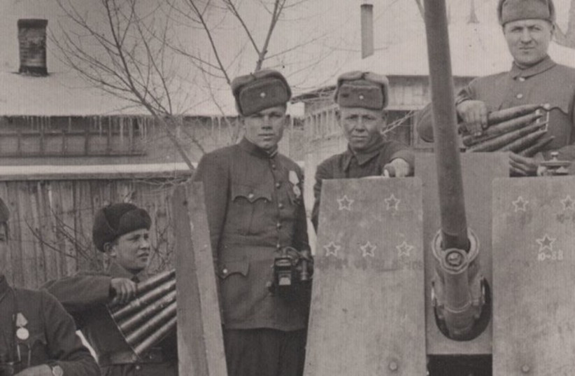 Int'l cohort of historians, experts to honor Jews who fought in WW2 ...