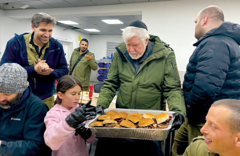 Israeli nonprofit hosts pop-up barbecues for IDF soldiers - The ...