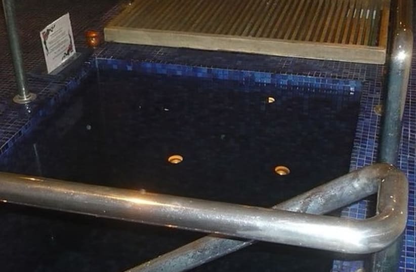 Rabbi among 3 arrested for operating a mikvah in Buenos Aires - The ...