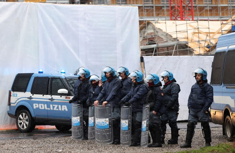Italian police arrest three Palestinians on terrorism charges - The ...