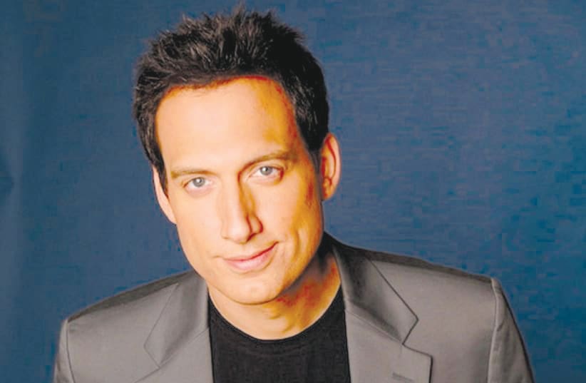 America-Jewish Elon Gold comedy brings laughter during war times ...