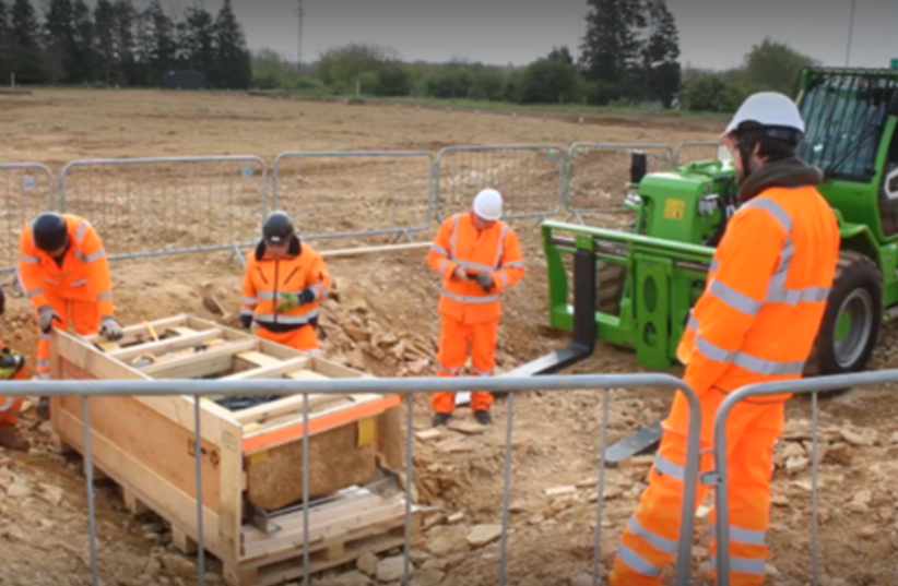 1,500-year-old Roman coffin found in East England during A47 highway ...